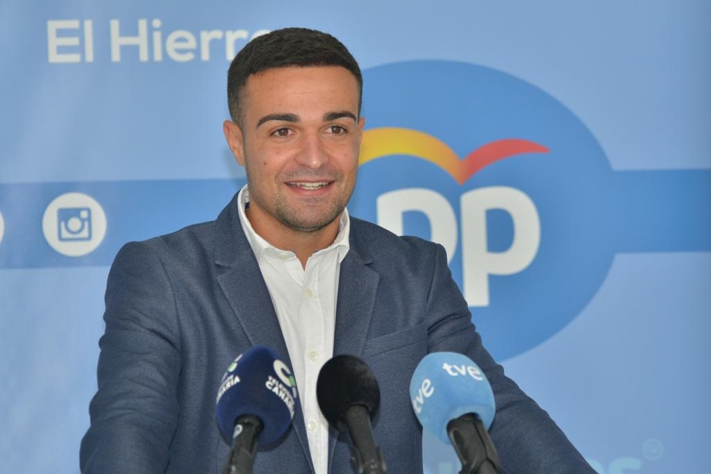 Diario El Hierro - Johan González, nombrado secretario ejecutivo ...